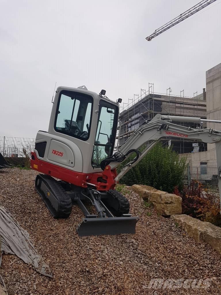 Takeuchi TB225, 2022, Nieder-Olm, Rheinland-Pfalz - używane minikoparki ...
